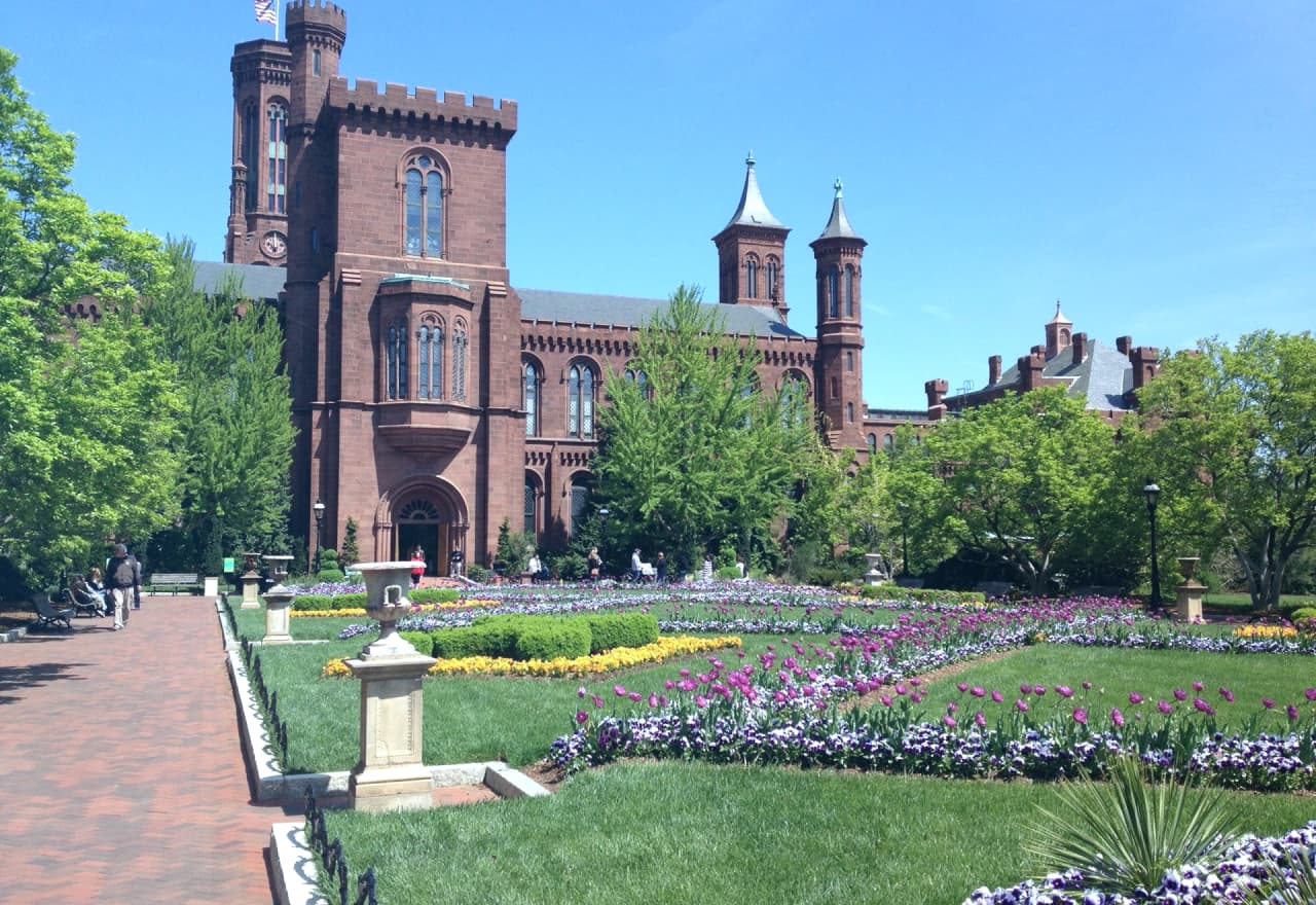 The Smithsonian Castle: A Piece of Our Living History - Joy Rahat Portraits